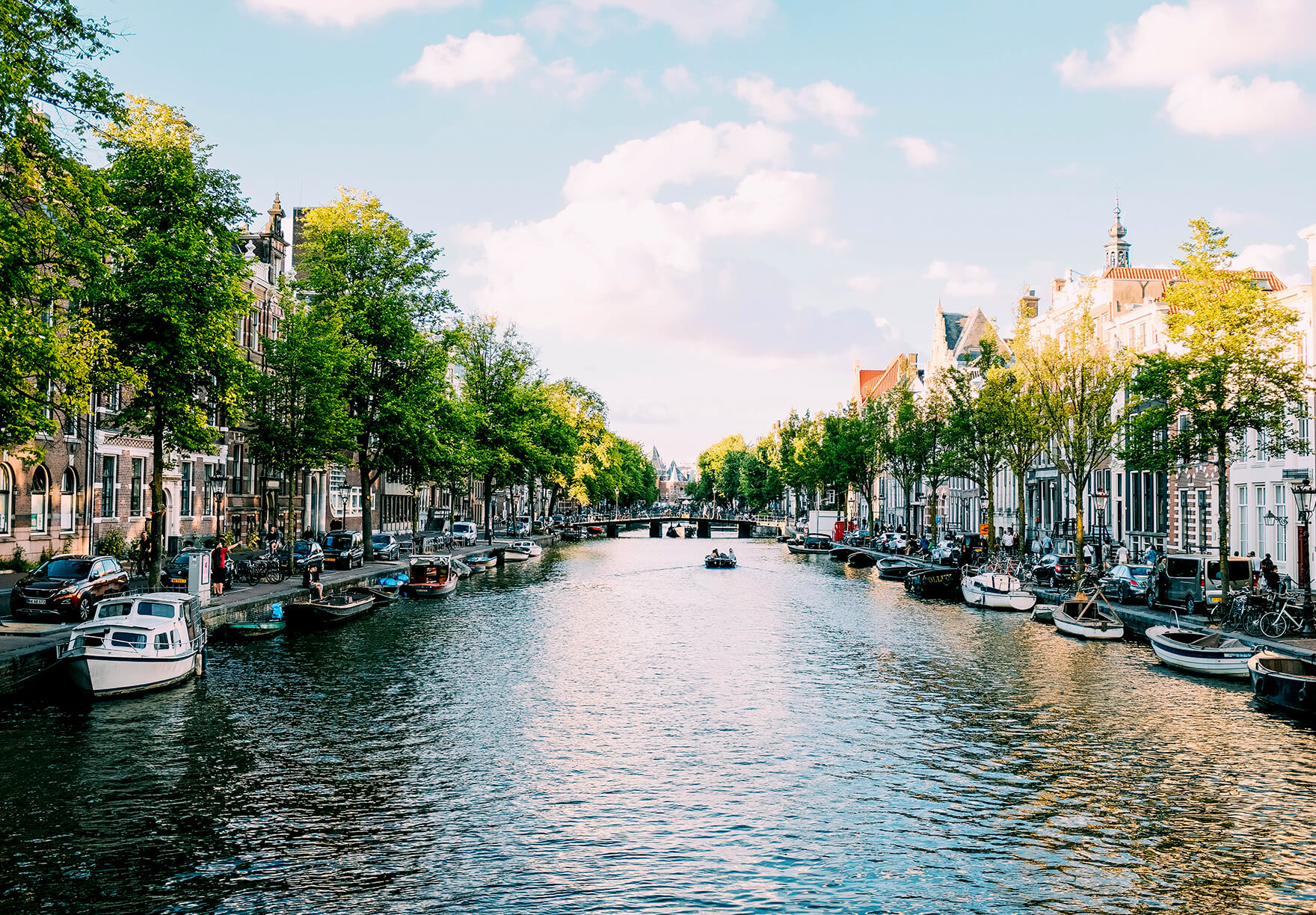 How to Hire and Pay Independent Contractors in the Netherlands